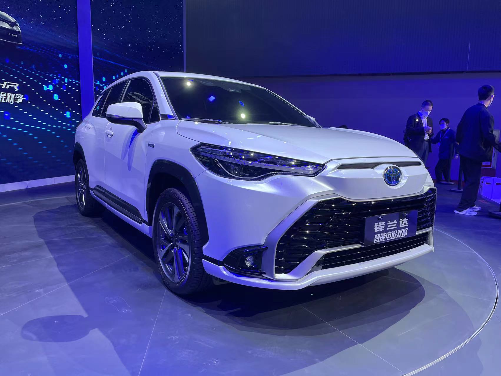 Toyota Frontlander ร่างสอง Corolla Cross ขาย Hybrid ที่จีน