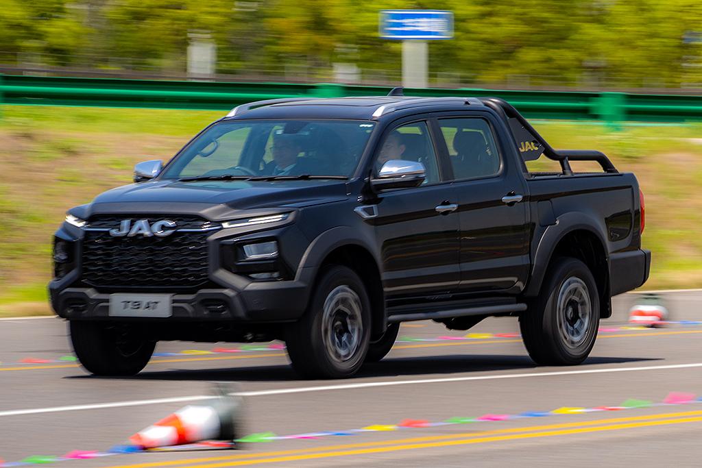 JAC T9 กระบะแกร่งเลื่อนขายแดนจิงโจ้ปีหน้าเหตุโรงงานจีนผลิตล่าช้า